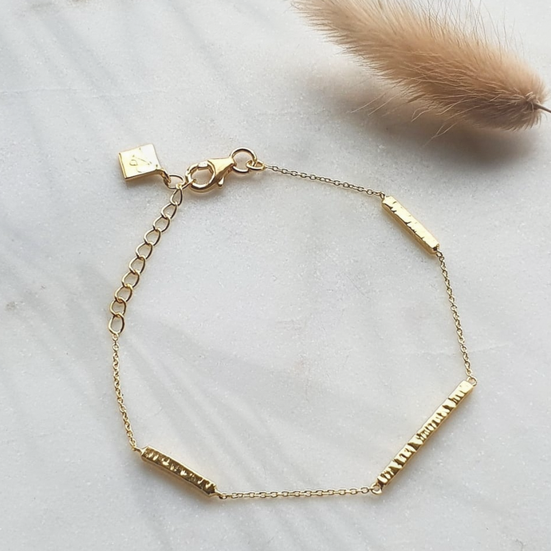 Juvi Designs : Irish jewellery designers.